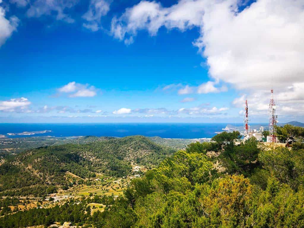 Het hoogste punt van Ibiza: Sa Talaia | Besos de Ibiza