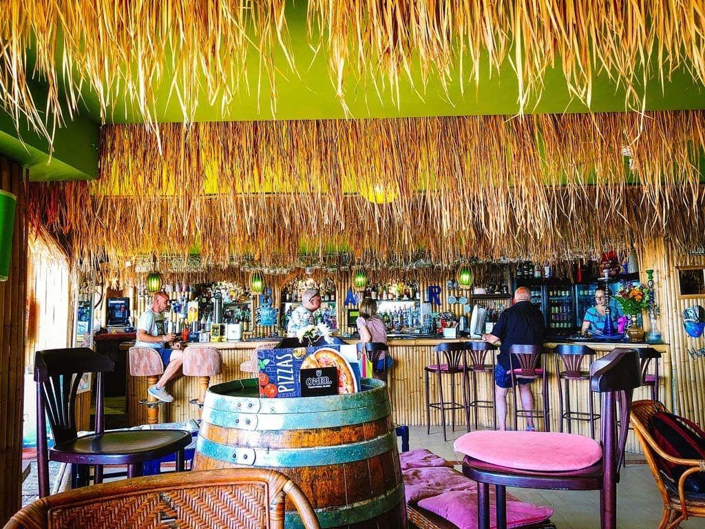 Besos de Ibiza | Bamboo Bar